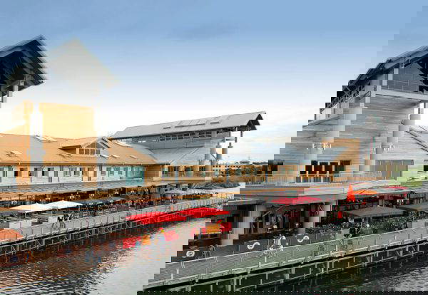 The Boardwalk, Lakeside, Thurrock - Cudd Bentley